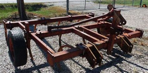 Case Chisel Plow Dunker Auction