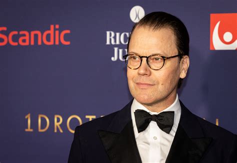 Prins Daniel Van Zweden Woest Toen Hij Beticht Werd Van Vreemdgaan