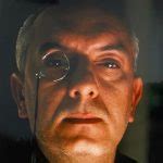 How To Wear A Monocle Read This First