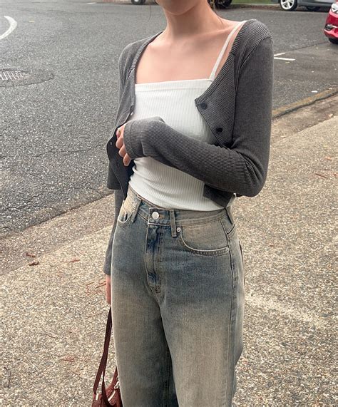 니어웨어 언유즈얼리 델핀 스퀘어넥 가디건 5color 크롭가디건크롭티긴팔티가을가디건가을긴팔가을긴팔가디건레이어드당일배송