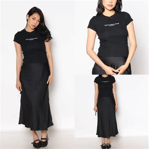 𝐘𝐎𝐔𝐑 Silk юбка S M хар бор улаан 59000₮ Даавуун подволка Freesize хар цагаан бейж 35