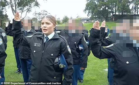 Read The Secret Texts Prison Guard Amber Clavell Is Accused Of Sending