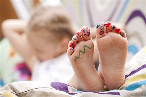 Детские ступни и пяточки 68 фото картинки Modnica Club