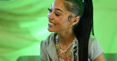 Coi Leray Calls Herself The Queen Of Versatility Twerks On Instagram