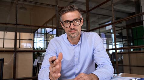 10 Phrases Secretly Controlling People Use To Keep Others In Check Yourtango