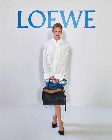 Loewe Has Cast English Actress Isla Johnston As A New Brand Ambassador