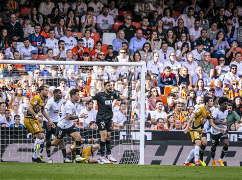 ვალენსია რაიოს მატჩის მსაჯი მამარდაშვილზე რა დიდებული მეკარეა