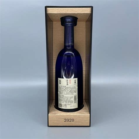 黒龍 石田屋 純米大吟醸 720ml 日本酒（2022年11月製造） クール便推奨 001 酒本舗 太右衛門 通販