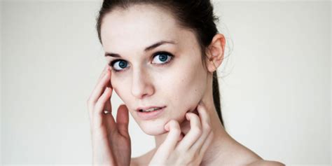 A Psychology Researcher Explains Why People Who Fear Infection Are Wary Of Extraverted Faces
