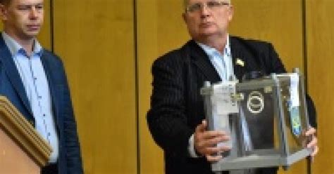 Голосование началось удастся ли отправить в отставку Жана Кима — Karachun