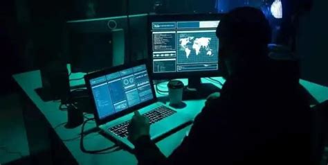 افشاگری بزرگ روزنامه آمریکایی درباره یک جاسوس ایرانی؛ او کیست ؟ عکس