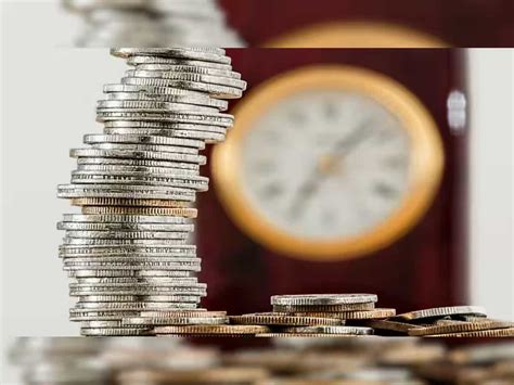 Rs 61500 Interestquarter For Senior Citizens This Post Office Scheme