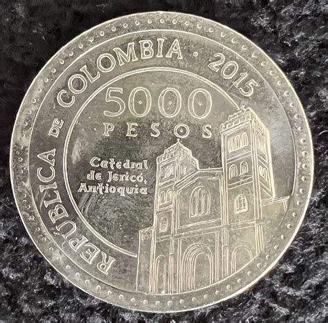 Moneda 5000 Pesos 2015 Madre Laura Conmemorativa