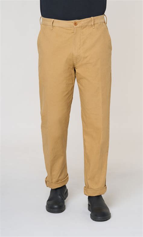 Leo Bad Cot 220 4 Seasons