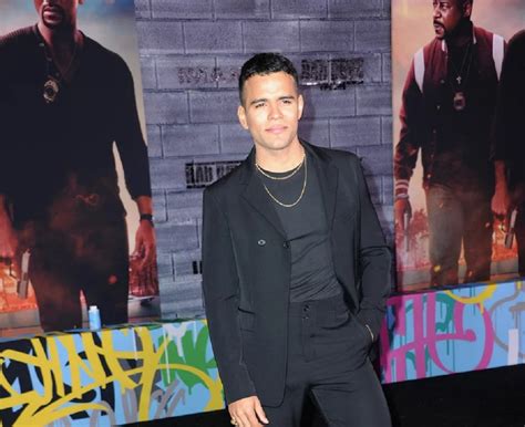 Jacob Scipio Wife Is He Married To Girlfriend Liv Lovelle