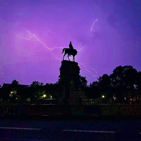 Rozlyn Papa Official Site For Woman Crush Wednesday Wcw