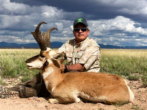 Pronghorn Antelope Hunts Double Diamond