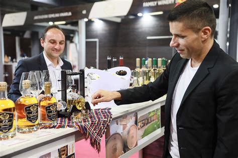 Македонскиот штанд со најголем број винарии изложувачи на саемот Винска Визија на Отворен Балкан