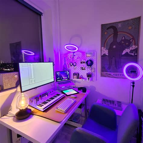 Added A Synth And Minimazed The Setup Rmusicbattlestations