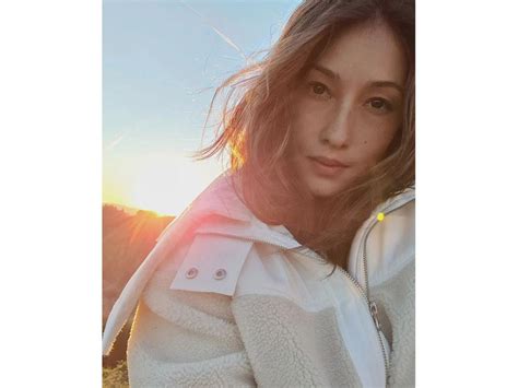 Stunning Celebrities Without Makeup Gma Entertainment