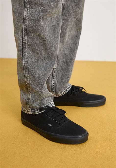 Black On Black Vans Authentic