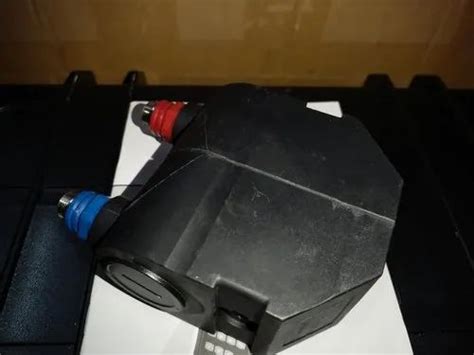 Stainless Steel Clamp On Ultrasonic Flow Meter For Automotive Application Media Standard At