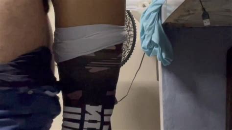 Mi Hermanastra Se Pone Muy Cachonda Y Cogemos En Silencio Para Que No