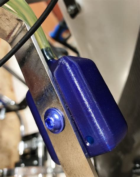 Stl File Overflow Bottle Screwed 🍾・model To Download And 3d Print・cults