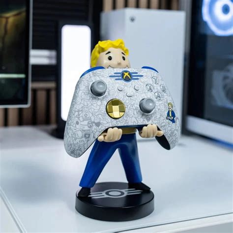 Fallout Vault Boy Cable Guys Controller Holder