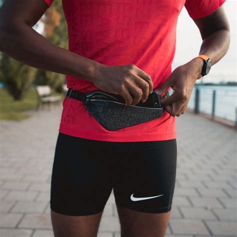 Eclipse Running Belt