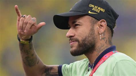Pin By K L On Nj Neymar Jr Neymar Teen Fashion Outfits