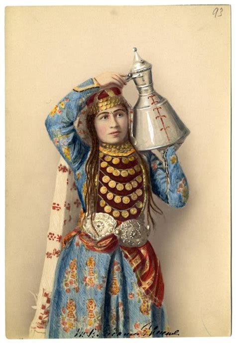 Фотография ч б раскрашенная Женщина в национальном костюме крымской татарки Конец Xix начало