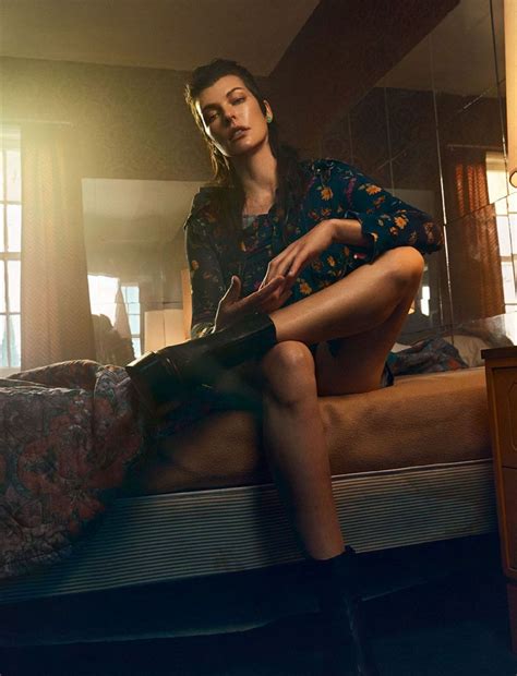 Milla Jovovich Sexy 8 Photos Thefappening
