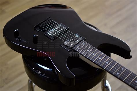 Jackson JS Series Dinky JS12 Gloss Black Electric Guitar