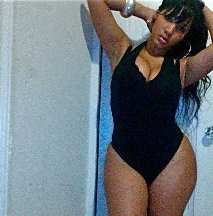 Yaris Sanchez Shesfreaky