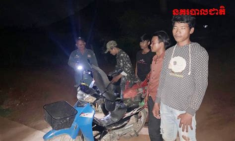 កម្លាំង នគរបាល ក្រុង ស្រុក ចុះ ត្រួតពិនិត្យ អាវុធ គ្រឿងផ្ទុះ និង ពង្រឹង ការ អនុវត្ត ច្បាប់