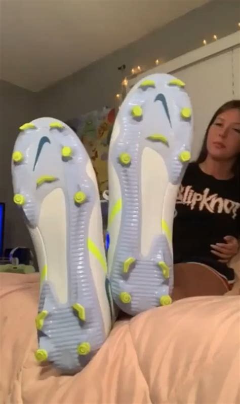 Big Sweaty Feet After Practice R Nohoesjustsoles