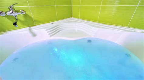 대천 스위스샬레 스파펜션