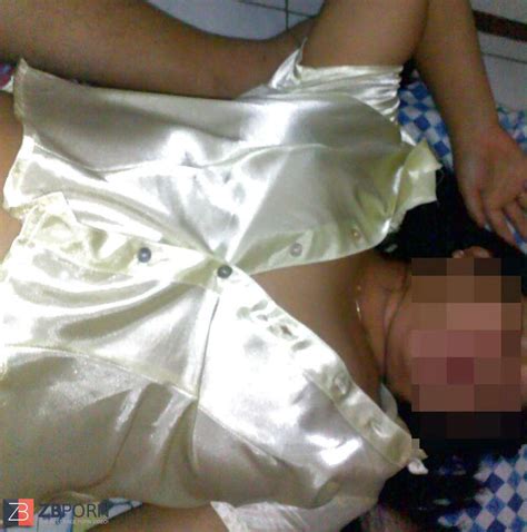 KENIKMATAN SEKS DENGAN SATIN ZB Porn