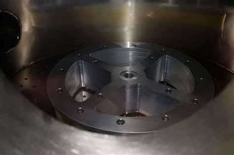 Highly Sensitive Fiber Optic Gyroscope Senses Rotational Ground Motion Around Active Volcano