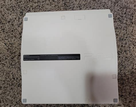 My White Shell Ps3 With Chonker For Scale R Ps3