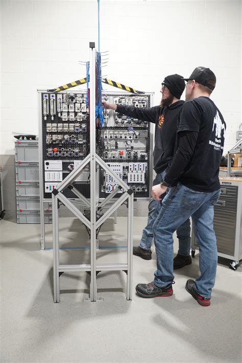 Mach 1 Mechatronics Academy | Flint MI
