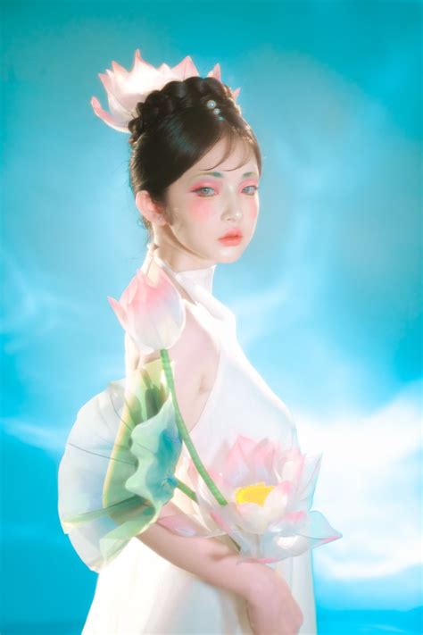 Pin By Uyen Pham On Ref Art Reference Poses Concept Art Characters