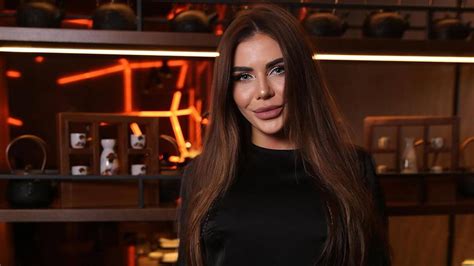 Беременная блогерша София Стужук в слезах рассказала о своих диагнозах «Самочувствие — убиться