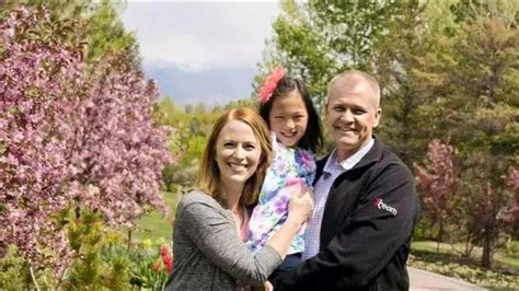 美国家庭为啥收养大量中国女孩,他们有啥目的?看完明白了【沟子的故事】 Youtube 美国家庭为啥收养大量中国女孩,他们有啥目的?看完明白了【沟子的故事】 Youtube