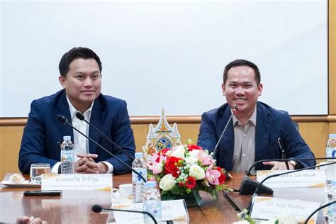 អ្នកឧកញ៉ា សួរ វីរៈ ចុះកិច្ចសហការជាផ្លូវការរវាងក្រុមហ៊ុន វិរៈ ប៊ុនថាំ