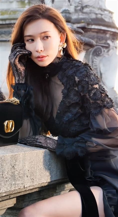 林志玲深夜发30秒视频 身着性感蕾丝冲镜头放电 娱乐风暴 温哥华港湾（电脑版）