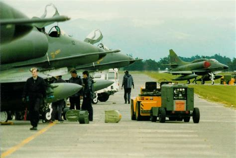 Pin by Philip King on Aircraft | Aircraft photos, Aviation art, Fighter ...