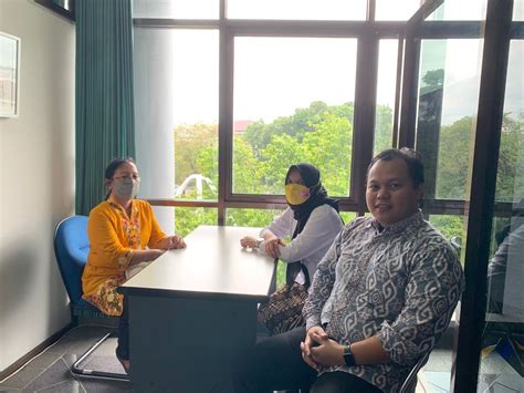 benchmarking fast track dan pembahasan kerja sama program sarjana