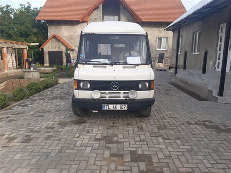 Mercedes 310D